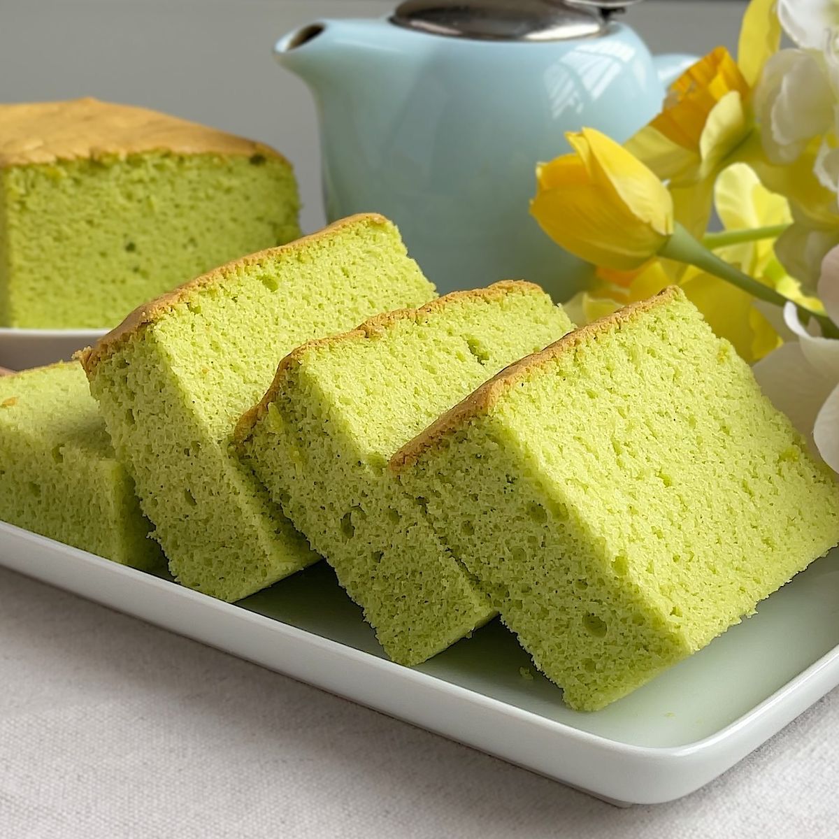 Variasi Cake Pandan Modern: Tambahan Keju, Kelapa, atau Coklat untuk ...